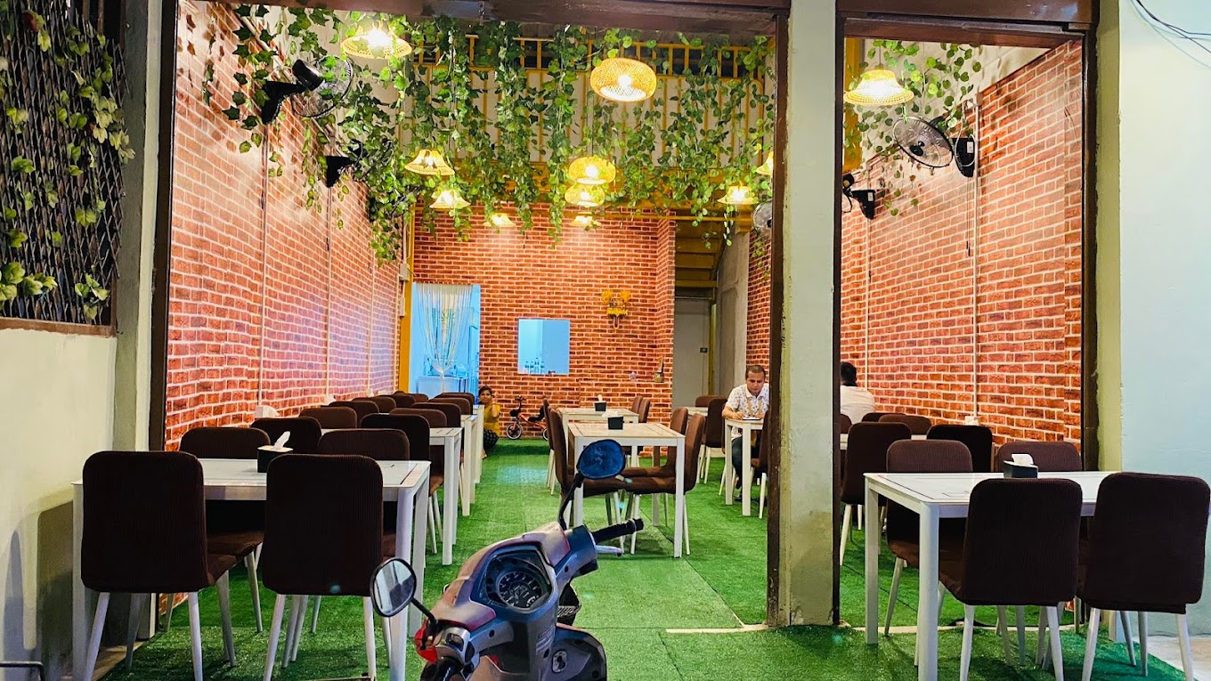 15 Best Vegetarian Restaurant in Phuket, Thailand