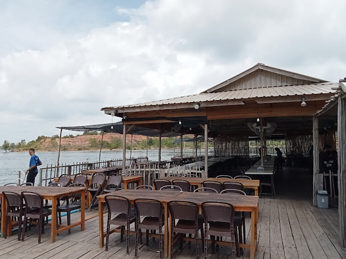 Top 15 Seafood Restaurants in Batam Island, Indonesia